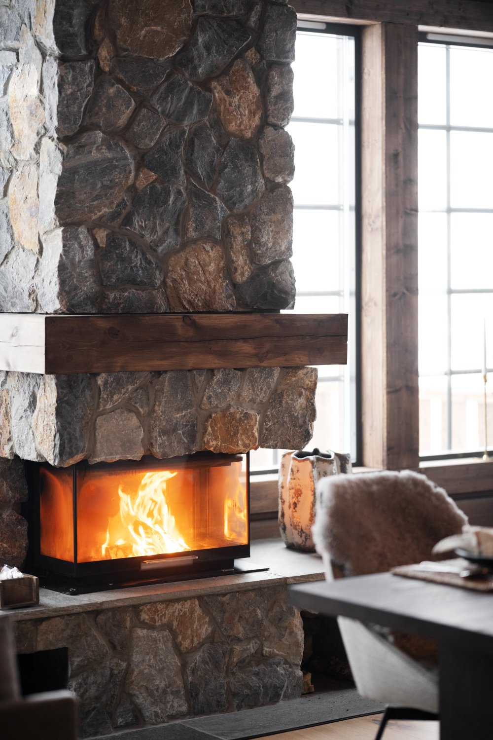 ROWICO Emmett spisebord, rektangulær, brun eg (240x95) | Køb nu